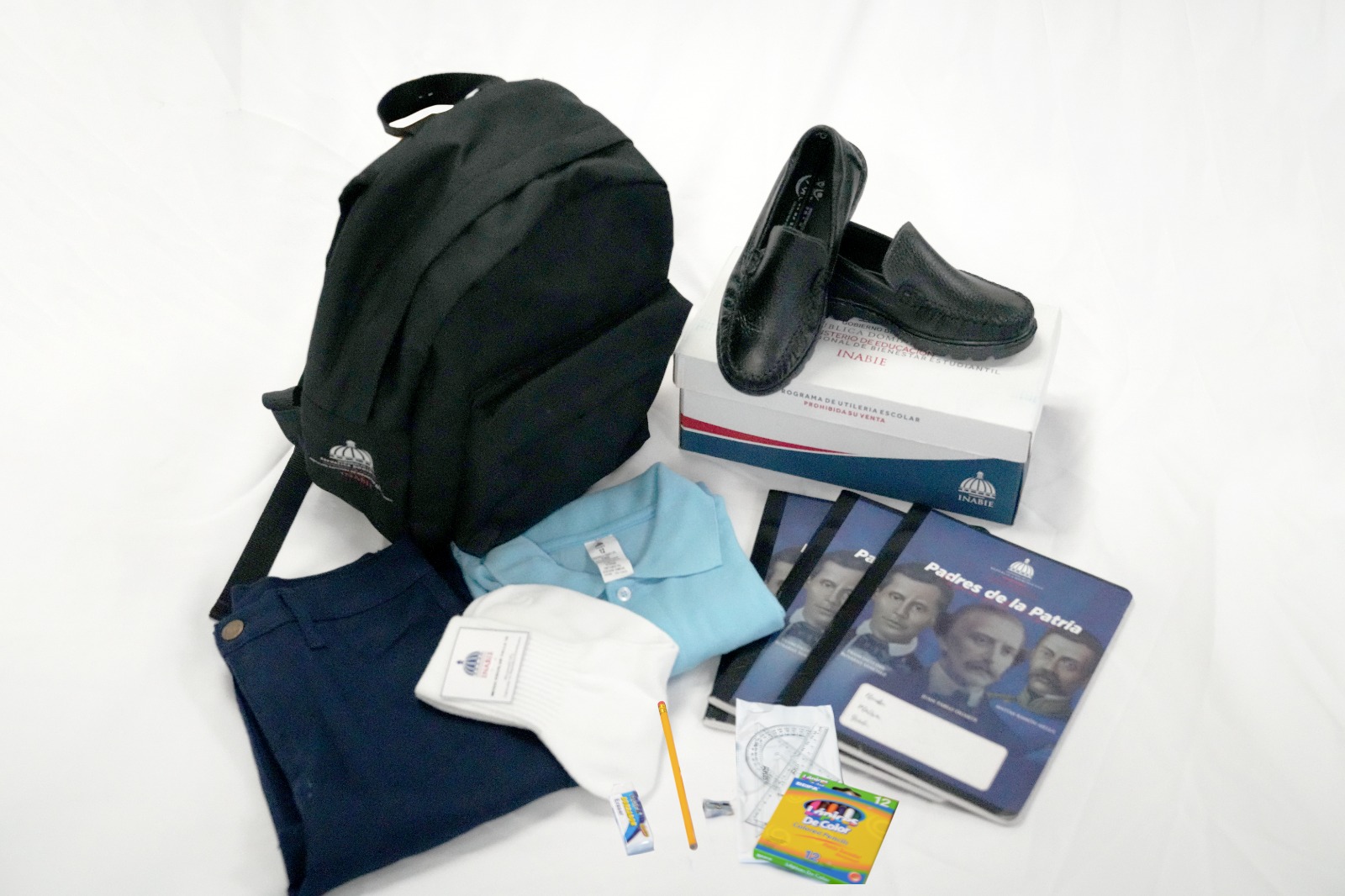 Inabie reitera directores de escuelas deben entregar kits escolares completos a más de 1.8 ...